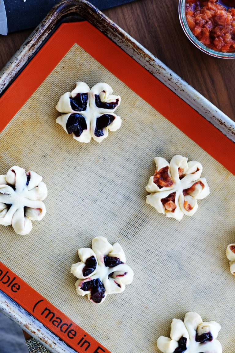 3-Ingredient Pastry Flowers - Proportional Plate