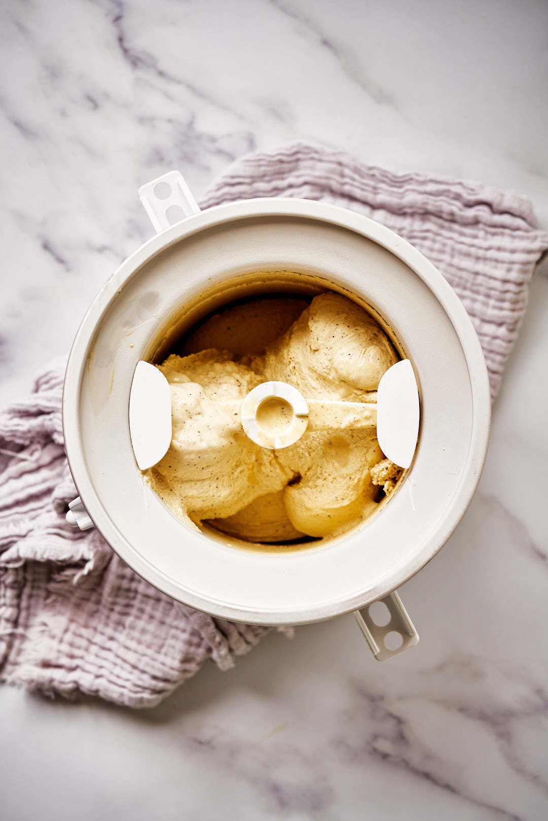 Hojicha Gelato - Proportional Plate