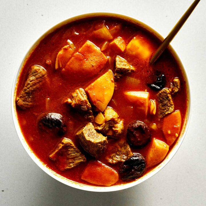 Khoresh e Beh (Persian Quince & Plum Stew)