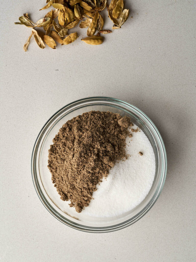 Cardamom Sugar - Proportional Plate